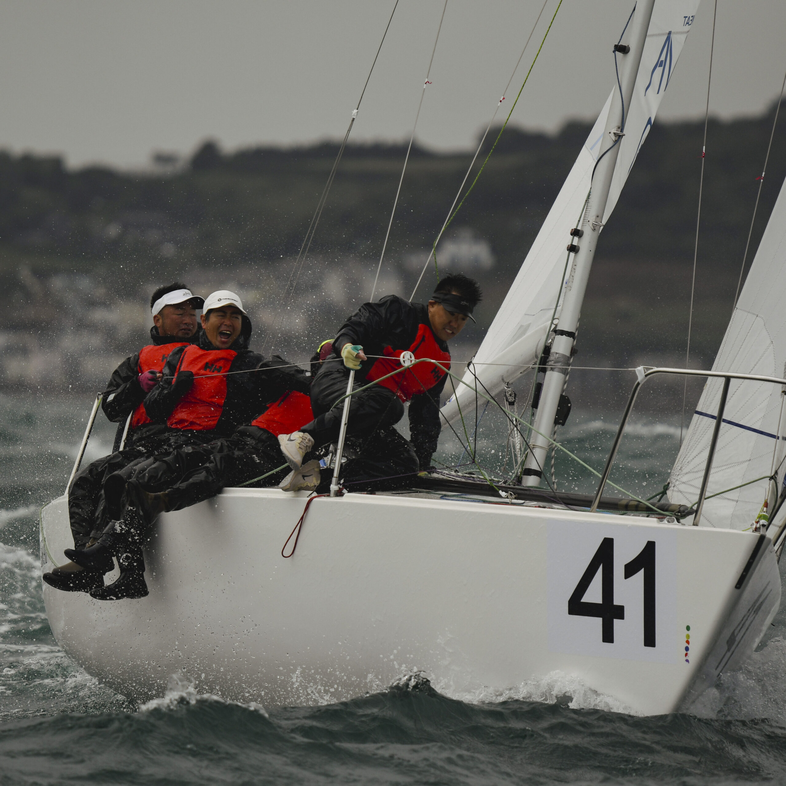 News - Day 1 J/24 World Championship in Plymouth, UK – Big Winds, Big Waves! | SailingForums.com